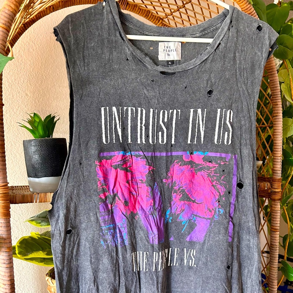 The People Vs. Distressed Cut Off Muscle Graphic T Si… - Gem